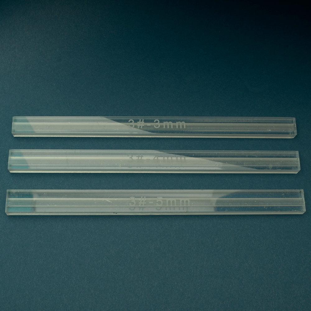 Zipper Guide no.3,5- included 3 size of it. Leather craft tools MLT- P ...